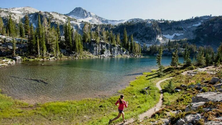 10 Charming Small Towns in Oregon That Tourists Often Overlook - IBWHS Mag